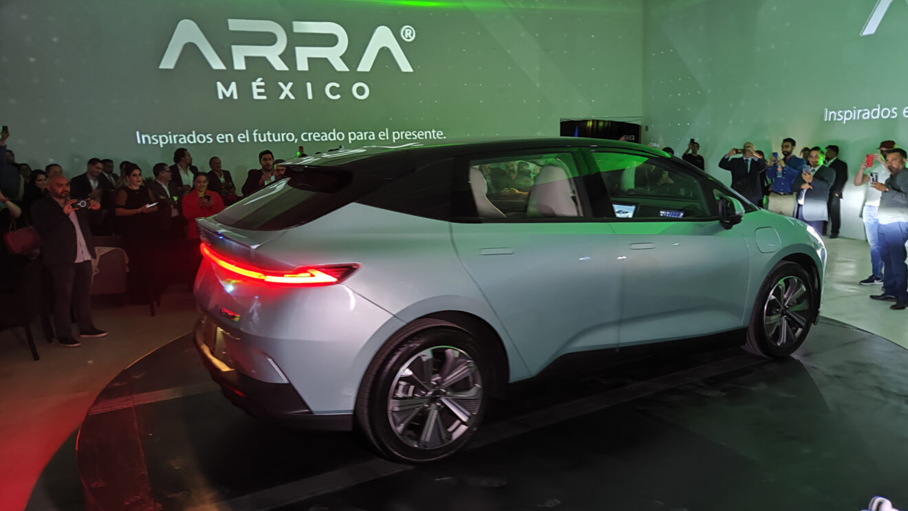 Llega ARRA a México con autos eléctricos - Memo Lira