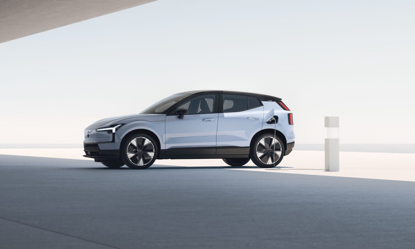 Volvo EX30: pequeño, potente y tecnológico - Memo Lira